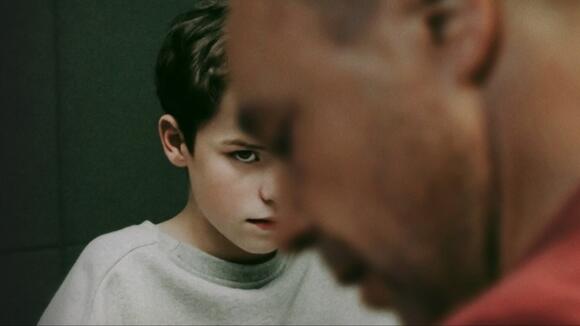 Netflix’s Adolescence Reviews Lead to 100% Rotten Tomatoes’ Critic ...