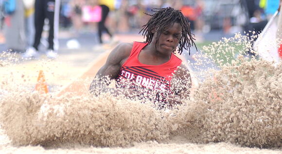MAKING A SPLASH - NewsBreak