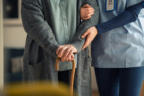 10 Warning Signs a Nursing Home Is Cutting Corners on Care - NewsBreak