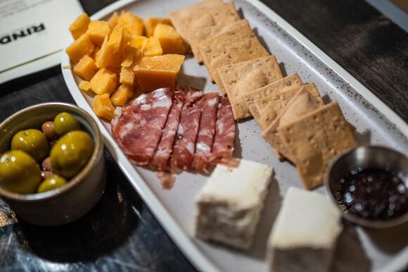 Learn to craft stunning charcuterie boards at Port Huron workshops ...