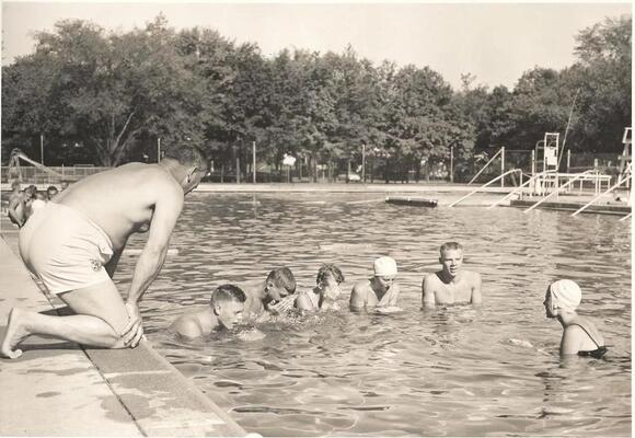 Grand Rapids Icon Bob Sullivan Dies at 96! - NewsBreak