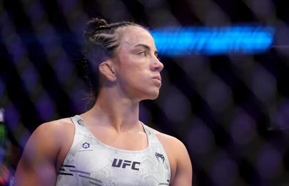 Ranking The 10 Best Female UFC Fighters Of 2024, Including Weili Zhang ...