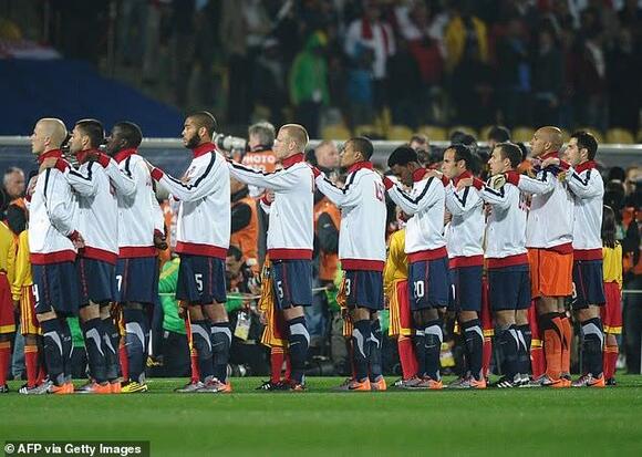 Angry World Cup feud erupts between USA soccer hero and Canada's ...