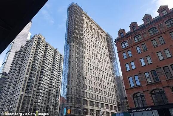 NYC's iconic Flatiron building goes up for auction
