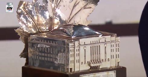 Panthers fans boo as Oilers’ Connor McDavid wins Conn Smythe in losing effort