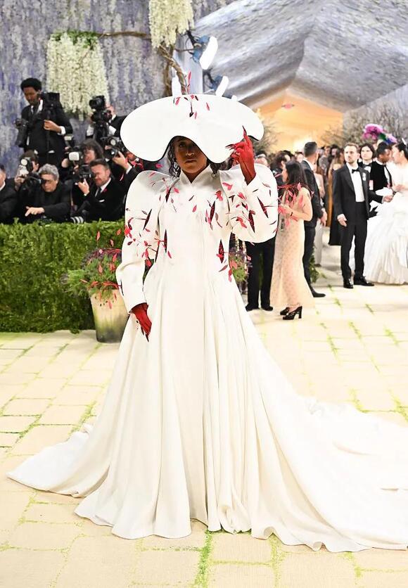 Red Carpet Rundown: Top Celebrity Met Gala Looks That Oozed ‘Fashion Is ...