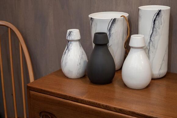 27 Decorative Vase Ideas Designers Are Using Instead of Traditional ...
