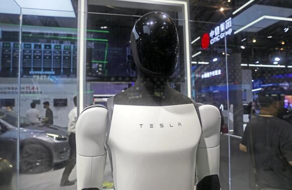 Tesla Dojo: The rise and fall of Elon Musk’s AI supercomputer - NewsBreak