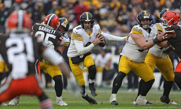 Aaron Rodgers Attacks Exes For Going Public In Controversial Interview ...