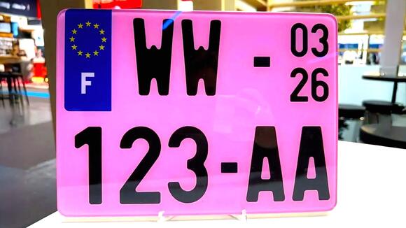 These New Pink License Plates In France Aren’t For Show, They’re A ...