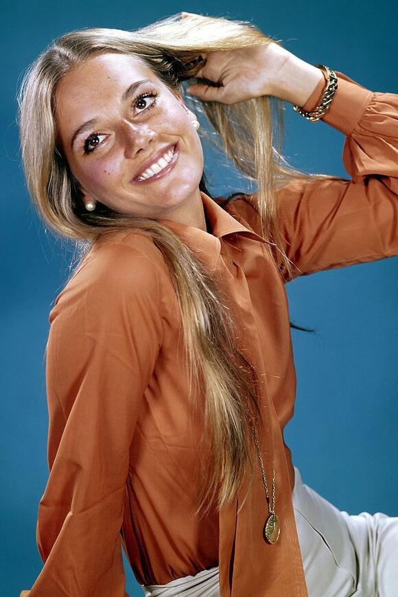A Look Back at the Life and Tragic Death of Peggy Lipton, star of TV's ...