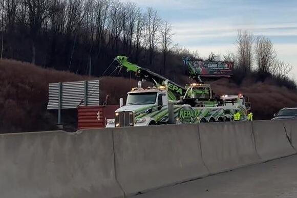 Tractor trailer crash on I-81 causes heavy traffic - NewsBreak