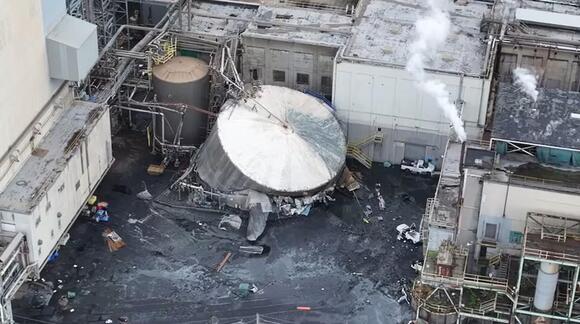 ⚠️ 11 workers killed in Longview paper mill chemical vat implosion ...