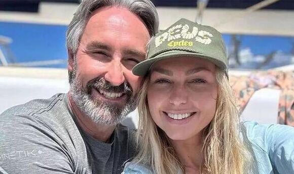 American Pickers' Mike Wolfe shares bruised hospital snap after horror ...