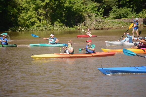 Strawbridge Lake paddle board, kayak race set for June - NewsBreak