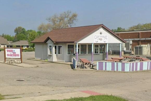 Price Drop - Adorable Hudsonville Ice Cream Shop Now $275K Cheaper ...