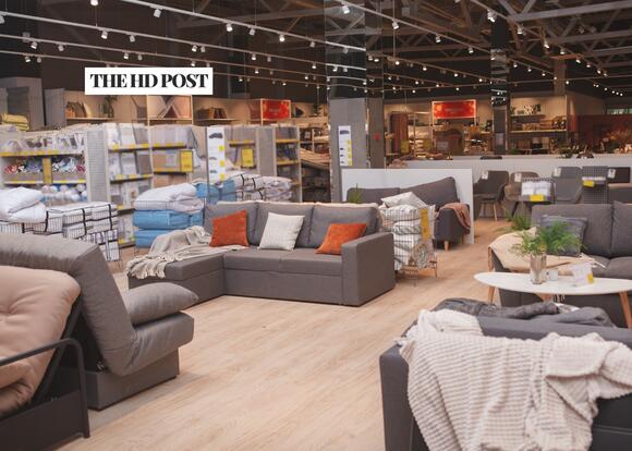 Furniture closing sale store