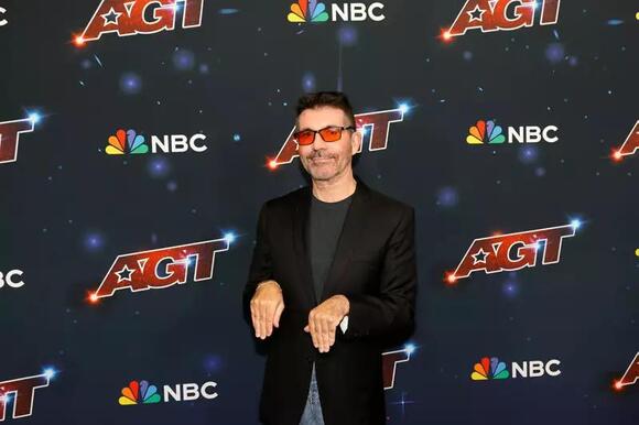 America's Got Talent judge Simon Cowell explains how audience energy ...
