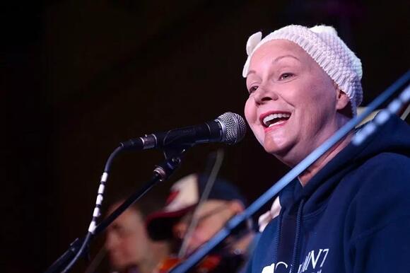 These 36 Country Singers Have Battled Cancer - NewsBreak