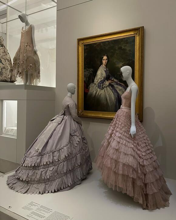 At the 2026 Met Gala, Fashion Didn't Just Reference Art—It Became It ...