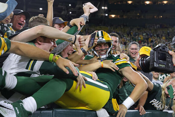 NFL Total Team Attendance Numbers for 2022 Season Revealed - NewsBreak