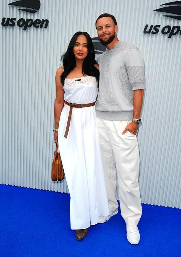 People Are Defending Ayesha Curry After Her Latest Comments On Marriage ...