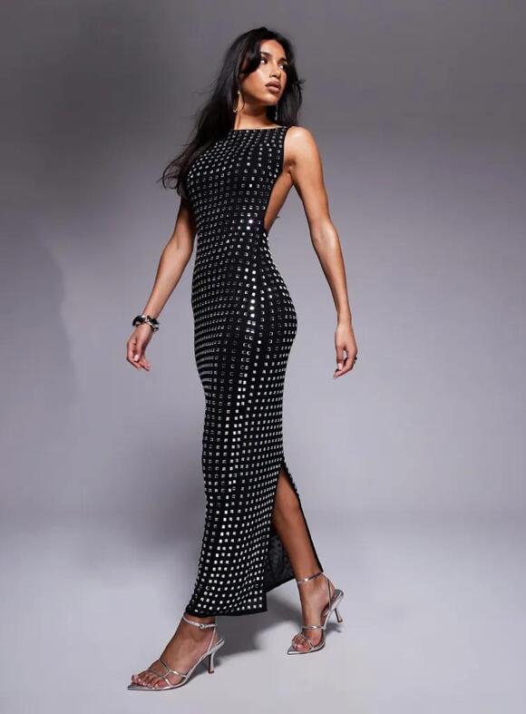 5 Jaw-Dropping Outfits You Should Wear On New Year’s Eve