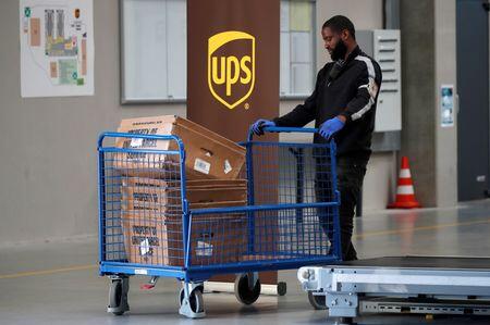 UPS to eliminate 30,000 more jobs as Amazon volume cuts accelerate ...