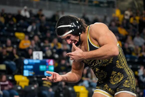 AJ Ferrari Electrifies Devaney Center With Signature Splits After ...