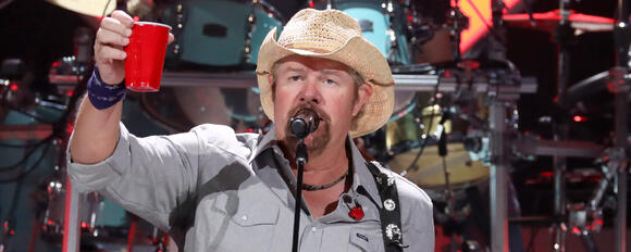 Hometown of Toby Keith Honoring the Country Icon With Special 4th of ...