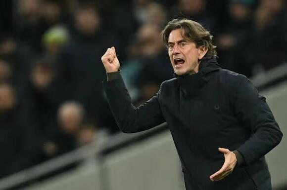 Liverpool transfer news: Spurs stance on Micky van de Ven sale, loan to ...