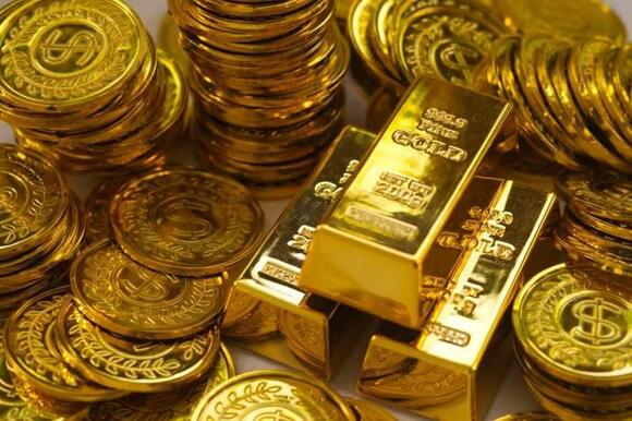 AI Predicts Gold Could Break Over $10,000 Per Ounce by April as Rally ...