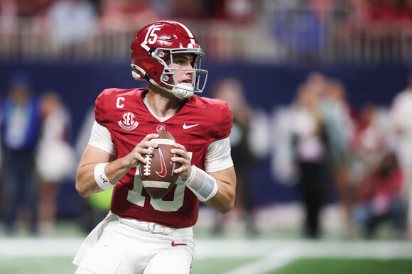 Steelers Land Alabama Star QB in Latest Mock Draft - NewsBreak