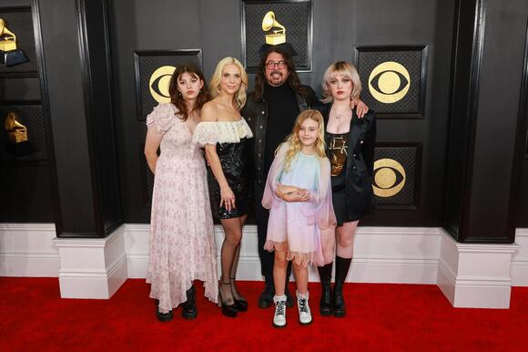 Dave Grohl’s daughter Violet, 18, deactivates social media amid his ...