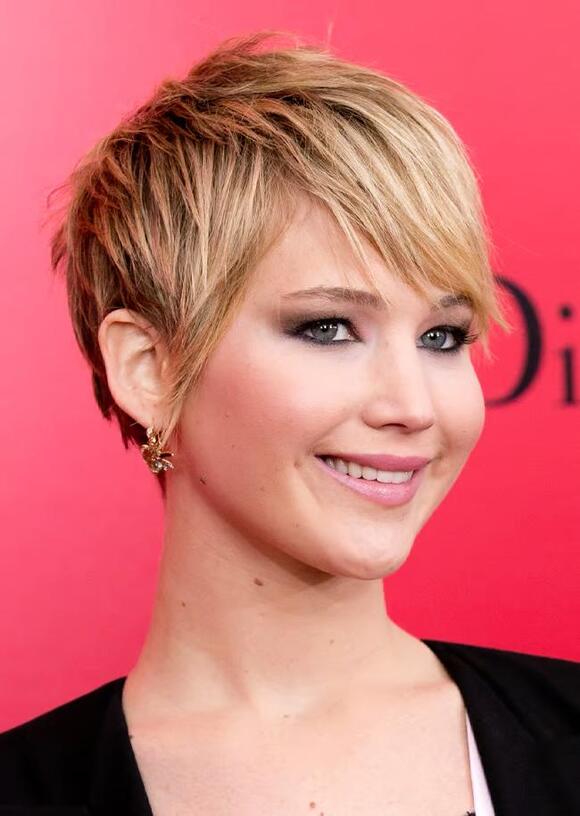 3 Unflattering Haircuts To Avoid This New Year Because Stylists Say ...
