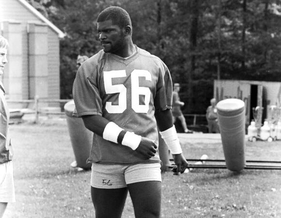 NFL legend Lawrence Taylor gets promising update amid serious health ...