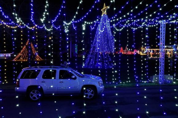 Yakima Holiday Light Fest Will Add 3 New Features This Year - NewsBreak