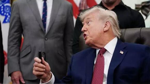 Trump's growing 'erratic' behavior is creating a new problem for the ...