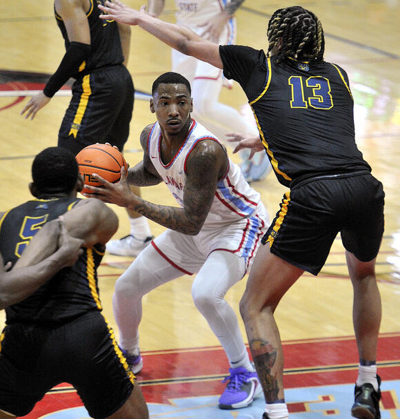 Delaware State glad that Robinson decided to stick around - NewsBreak