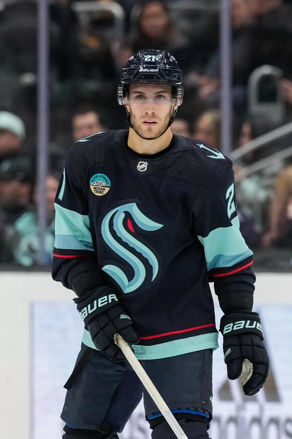 How wife of Rangers’ Alex Wennberg celebrated his OT goal in Game 3 win ...