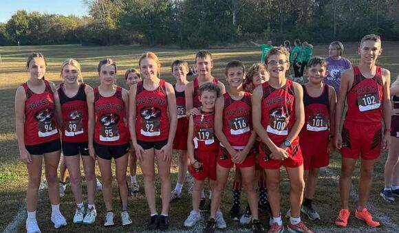 Houston runners dominate SCA cross country meet - NewsBreak