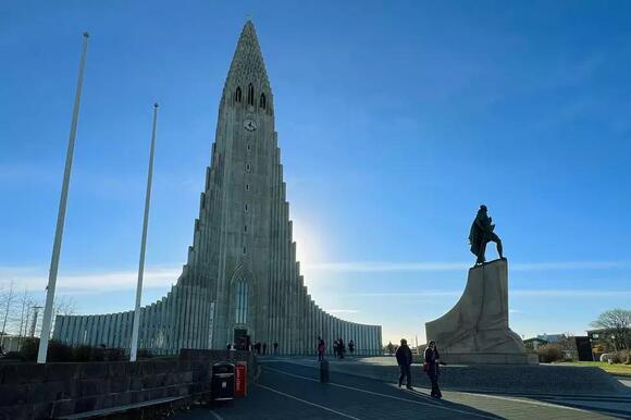 Join A Magical Evening Of History And Holiday Cheer - NewsBreak