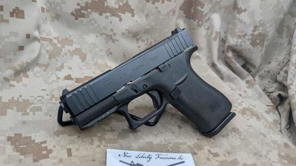 17 2025 handguns that feel built for real-world carry - NewsBreak