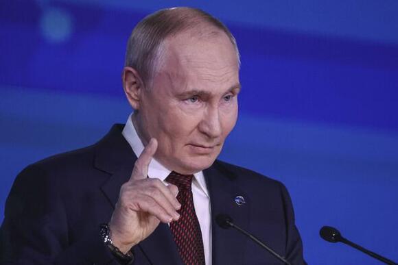 Russia threatens nuclear strike on Ukraine in 48 hours: 'Wipe cities ...