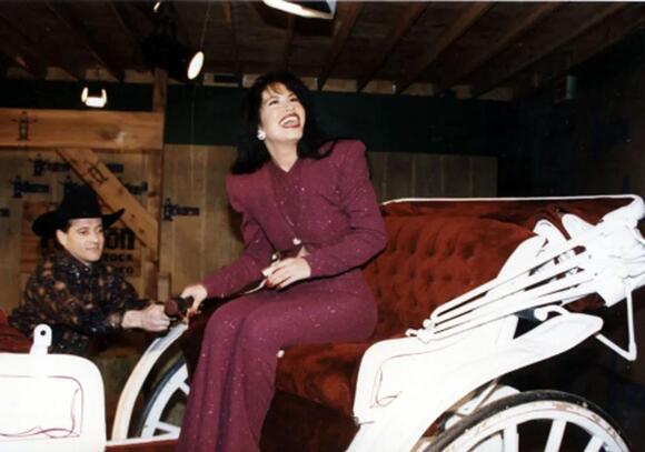 New Netflix Doc Details Life & Tragic Murder Of Megastar Selena - NewsBreak