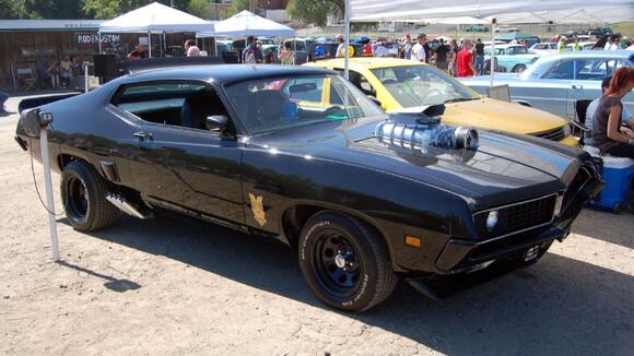 10 Fictional Vehicles We'd Love To Drive & 10 That Should Stay Off the ...