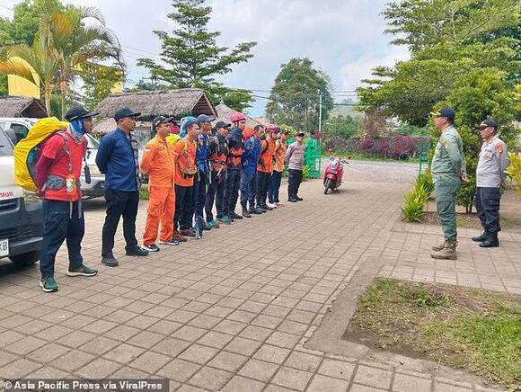 Brazilian dancer who plunged 1,000ft down Indonesian volcano is found ...