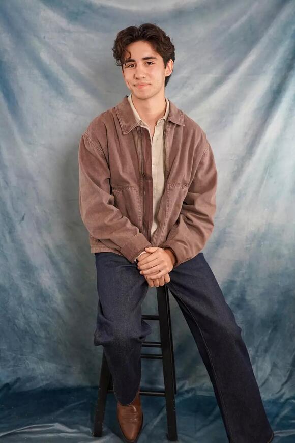 Julian Kalel’s Song for Dad Lands Him On American Idol's Top 20 - NewsBreak