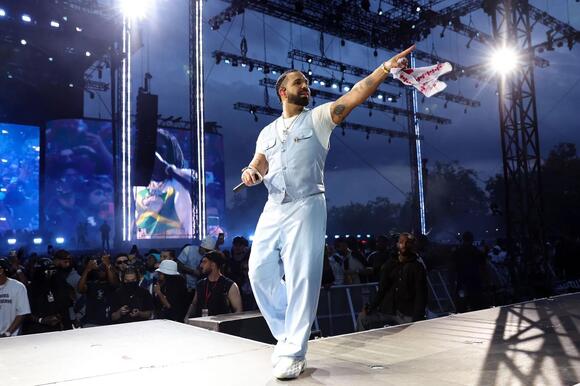 ‘Drake fell off so hard’: Fans react as BenDaDonnn links with Drake to ...