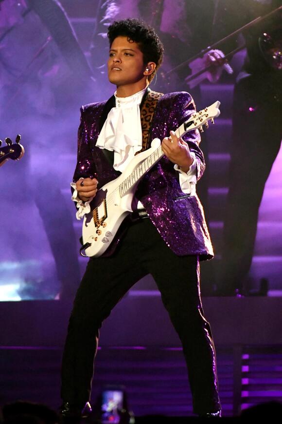 Bruno Mars Steps Back From Touring to Record New Music, Singer’s Friend ...